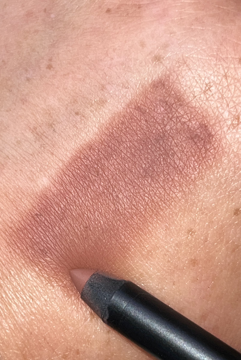 Shy Girl Lip Liner – Loud and Vivid Beauty